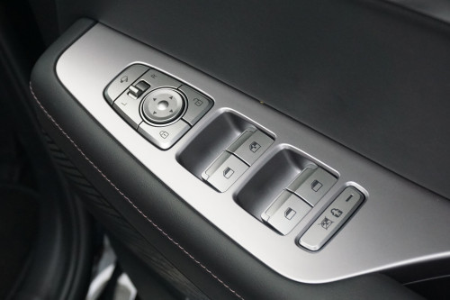 Power Window: Lebih Dari Sekadar Kemudahan | Hyundai Mobil Indonesia