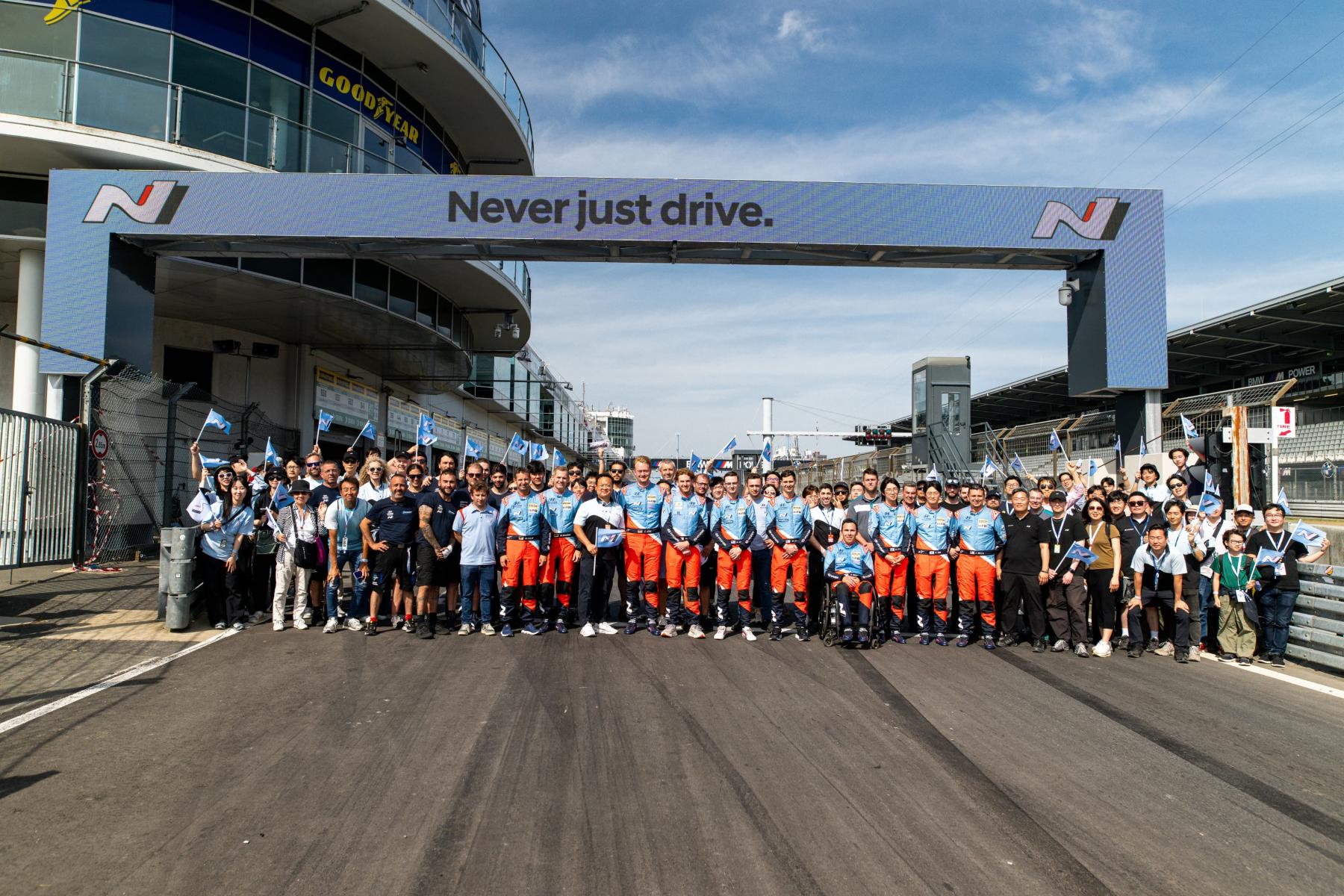 Hyundai N Juara Di Balap Ketahanan Nürburgring 24 Jam | Hyundai Mobil ...